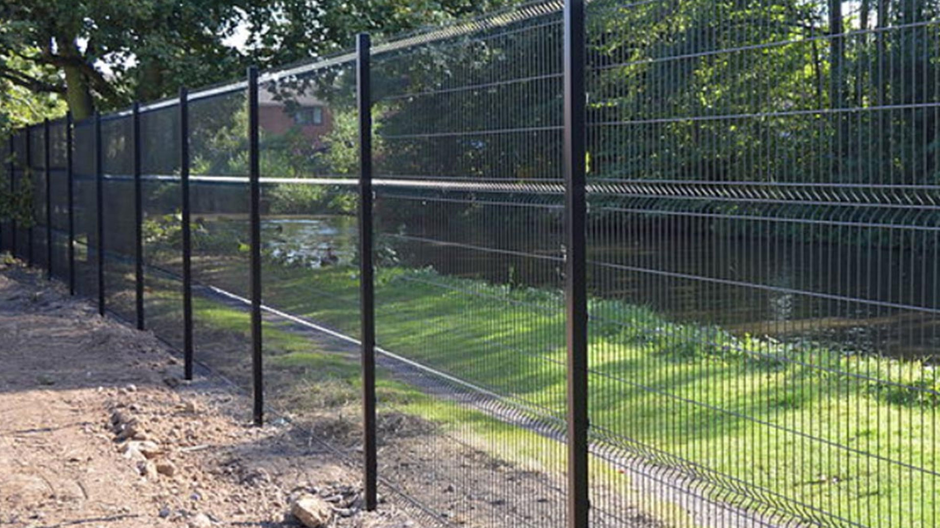 Hemel Fencing Mesh Products